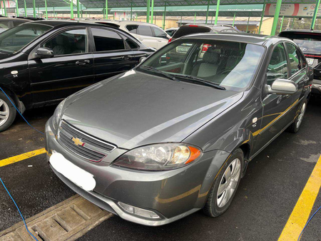 Lacetti Gentra сотилади
