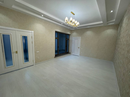 Uch Qaxramon Shodlik da 3.3 sotix 6 xona