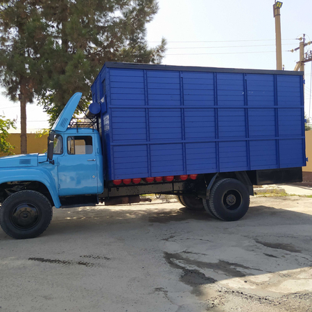 Zil 130 ural mator