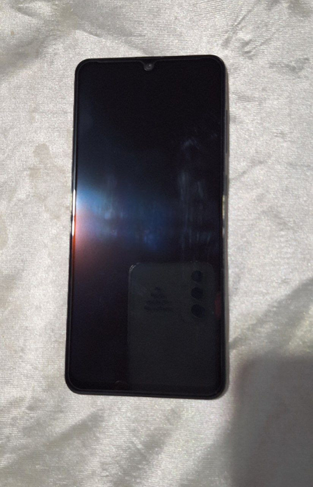 Samsung A 31 ideal aybi yo'q garant