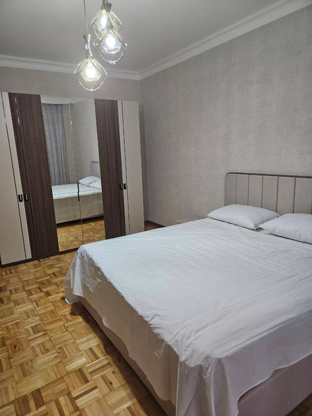 Метро Айбек 4х комн