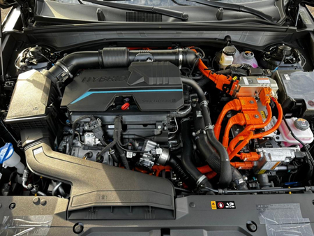 KIA K8 Gibrit...