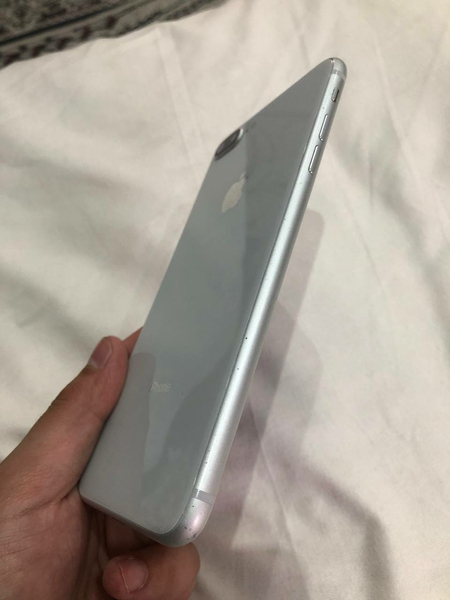 Iphone 8 plus 64 gb