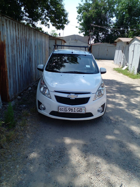 Срочно продаётся CHEVROLET SPARK МТ.