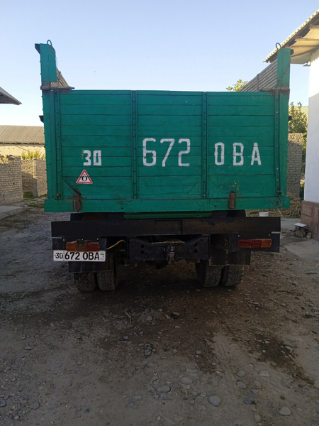 Zil 130 bortavoy