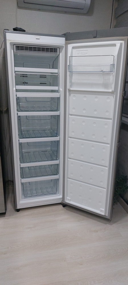 Морозильник Midea