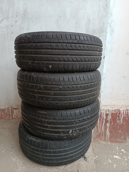 Балон сотилади r 15.      195 55 15