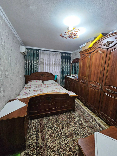 4 xonali 85m² 5-qavat uy sotiladi.