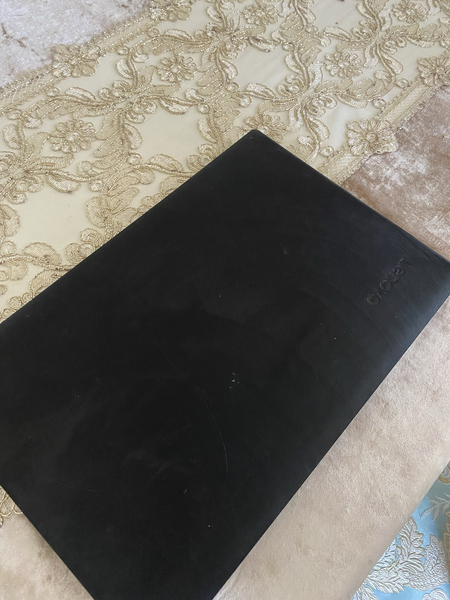 Компютер Lenovo