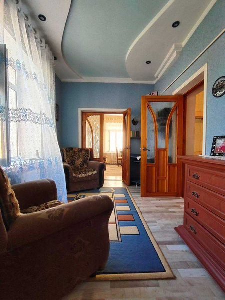 Евро дом 3 комнаты 100м2 вьезд для 3 авто. 4,35 соток
