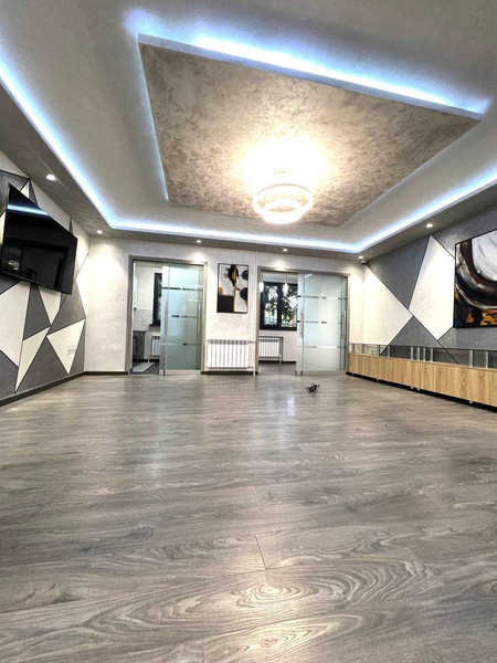Продается нежилое 160м2 Ор-р: Дархан Загс / Akay City