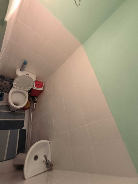 3 xonali kvartira sotiladi