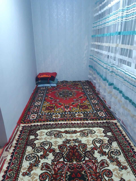 Qoraqamishda oilaga 1 xonali kv ijaraga beriladi