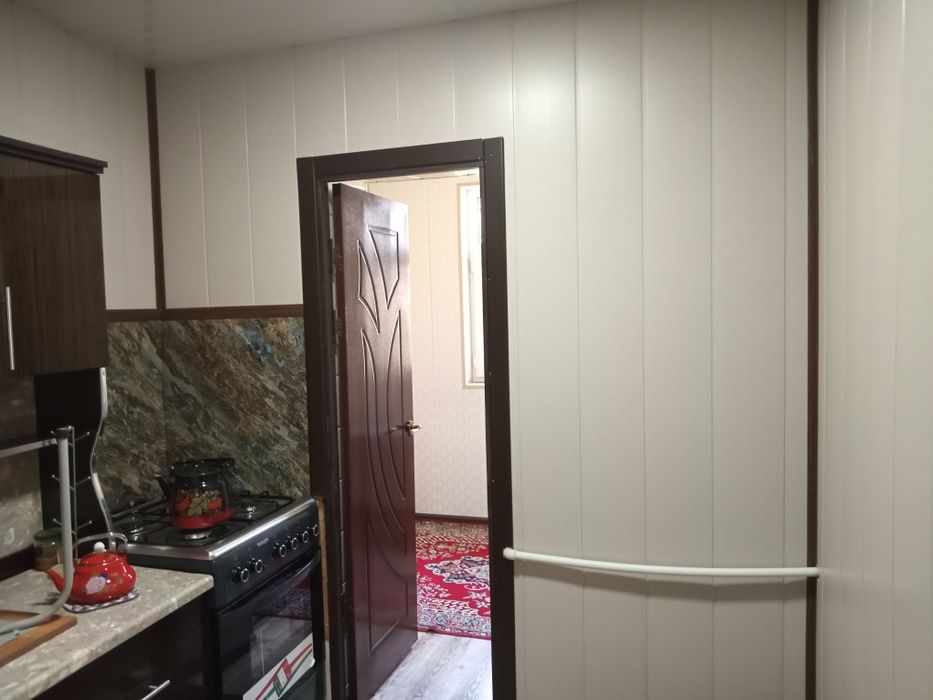 Продается квартира на авиасозлар 4 кв 1/4/4