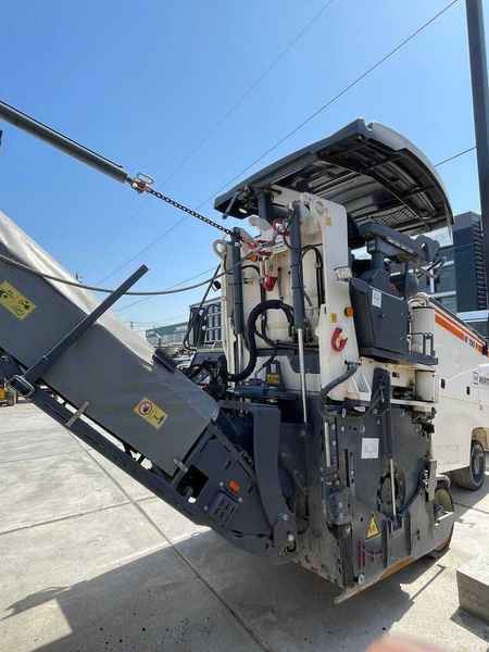 Дорожная фреза Wirtgen W100R в наличии