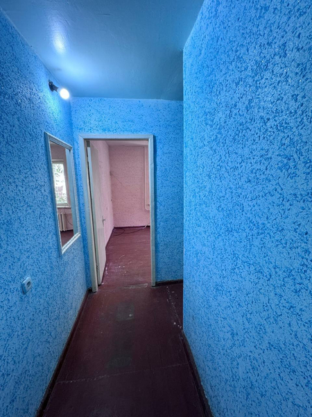 Чиланзар 22 квартал 1*2/2/5 кирпичный