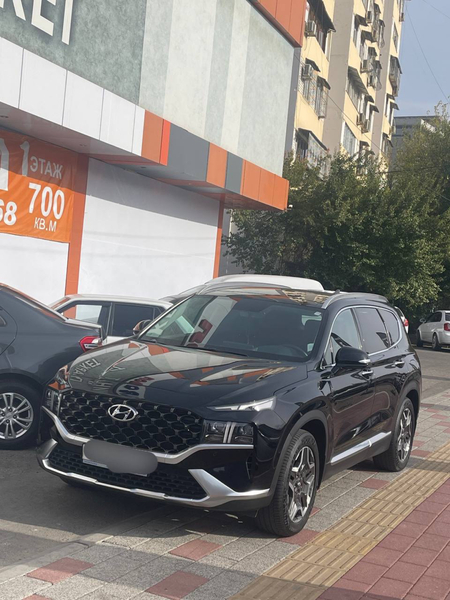 Продается Hyunday santa fe 7 мест 2022 год ноябрь цвет ( черный жемчуг