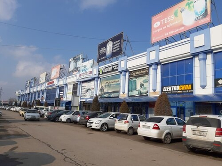 Продоётся магазин. Бек тупи 385, имеется кадастр.