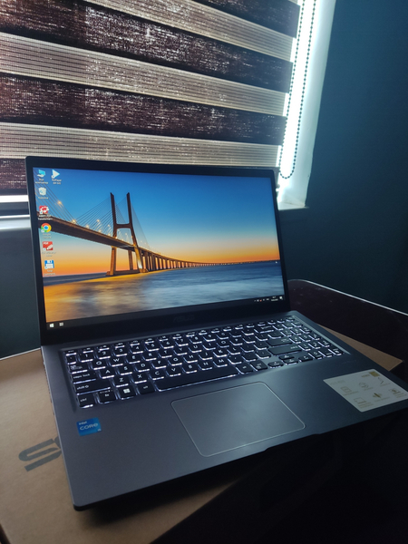 ASUS X515EA Noutbuk
