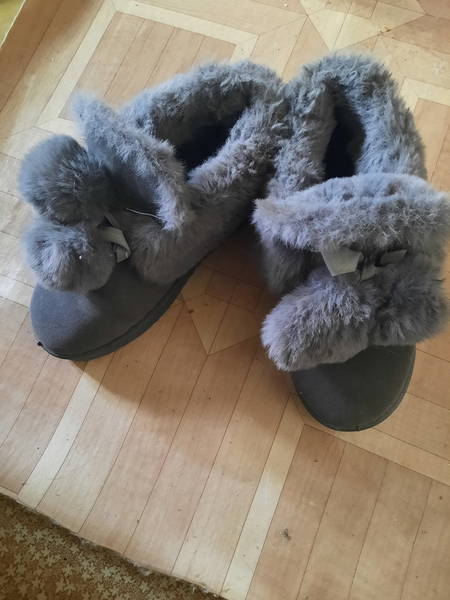 Зимние ботинки уги