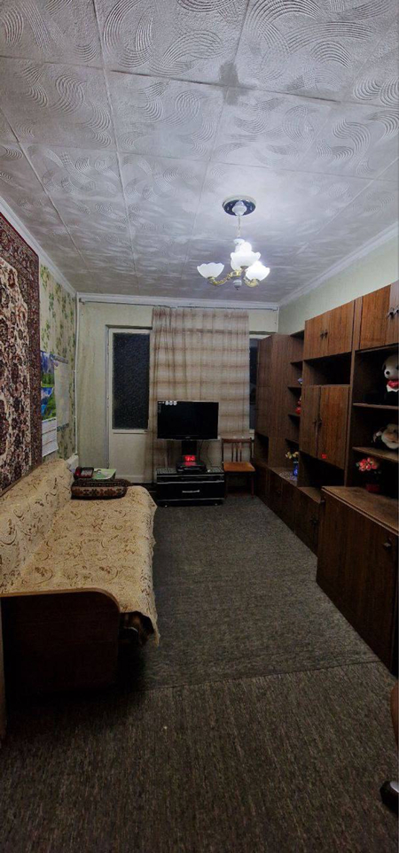 Срочно продаётся Юнусабад 4кв 3/3/4