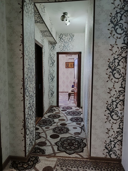Продается 2- комнатная квартира в центре Нурафшона (туйтепа)