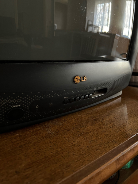 Телевизор LG Б/У