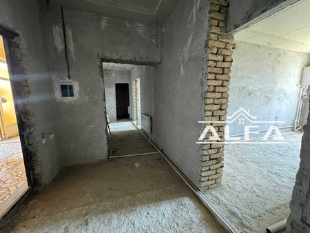 3 xonali 95m² 4-qavat uy sotiladi