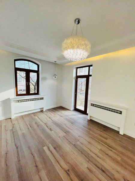 #4311 Продается квартира 5/5/8! Алайский рынок, ул Амира Темура