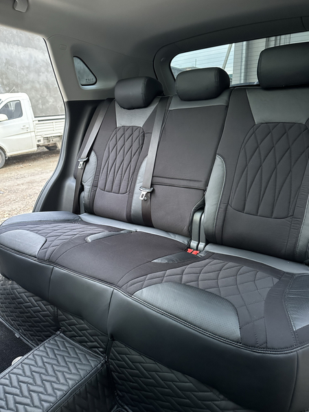 Chexol / чехол для Hongqi HS5