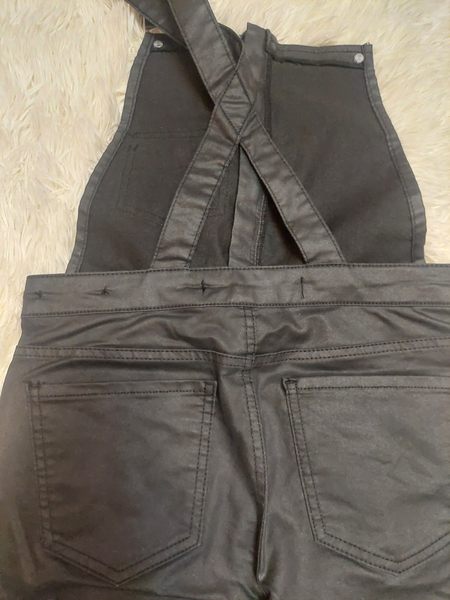 Кожаный комбинезон Zara