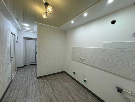 Продам 1/1/4 кирпич Новый ремонт Чиланзар 6 , Парус