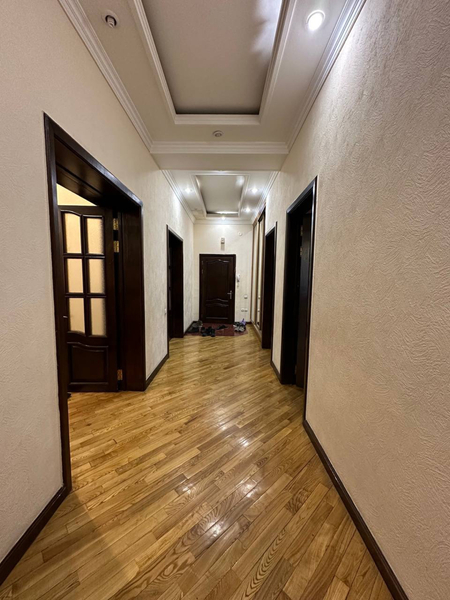 Продается квартира 4/4/4