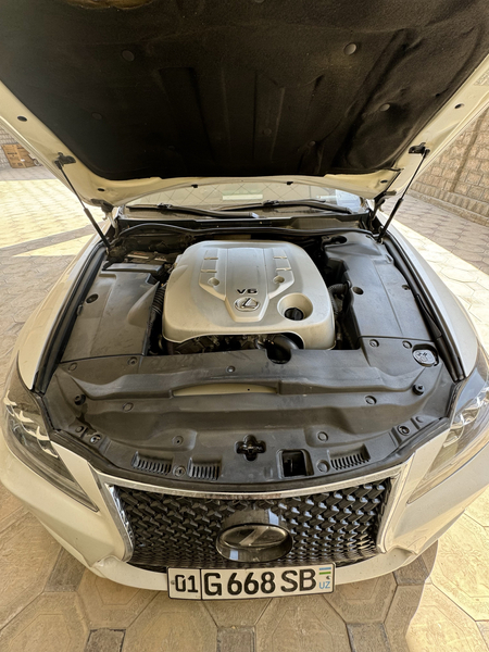 Lexus IS 300 срочно продаётся
