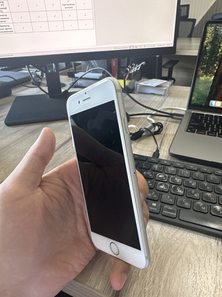 Iphone 6 LL/A полностью рабочий 16GB