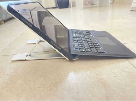 Metallic Stand for laptop, ipad and tablet