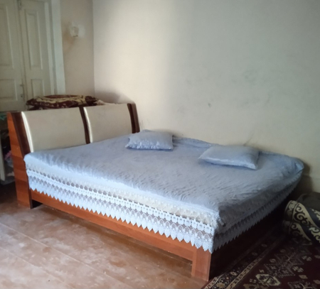 Крават, тумбо, трюмо арзон нархда