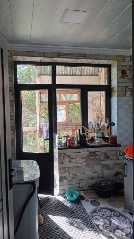 Srochna  evro Uy sotilardi juda arzon