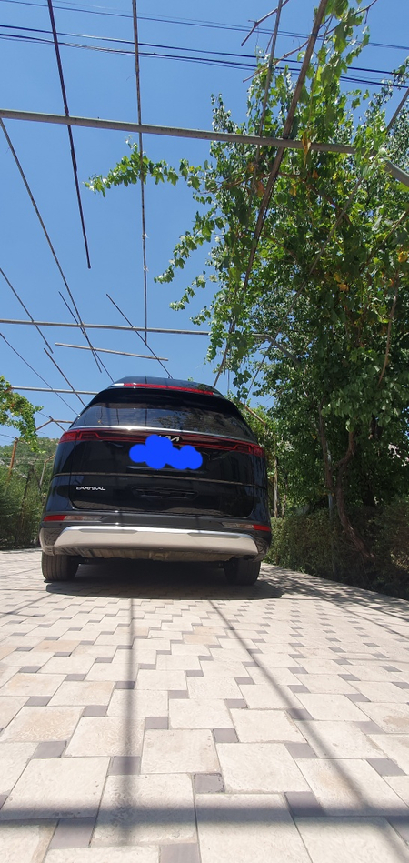 Kia karnival sotiladi