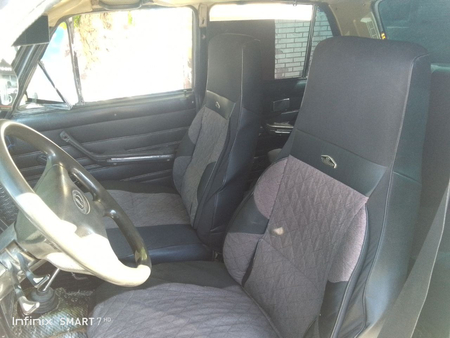 Vaz 2106 sotiladi