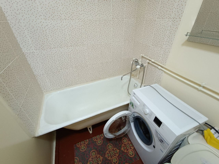 Продаётся Чирчик 1ком 2этаж Аккавак