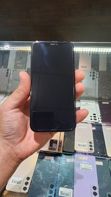 IPhone 12 pro 128 gb yomkist 80 foiz