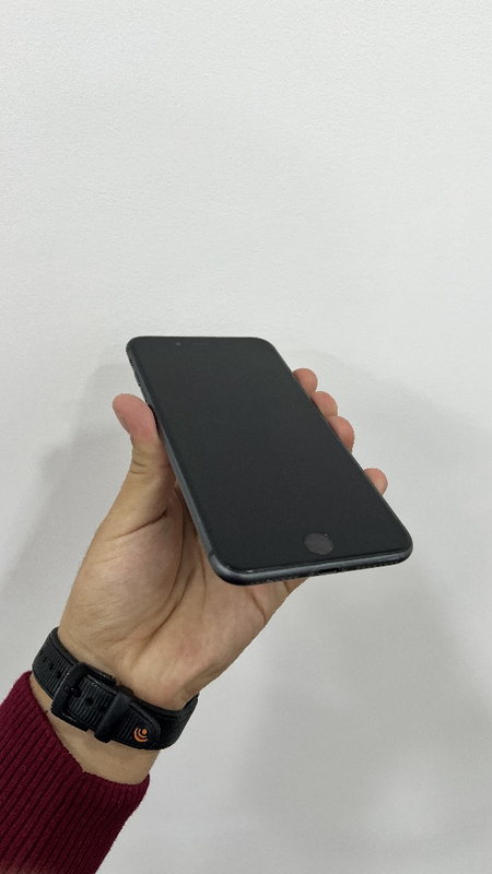 iPhone 8 Plus Telefon qilin