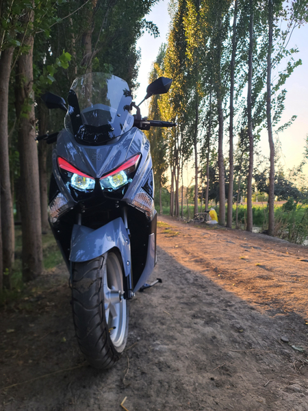 Moto Sukutir N max
