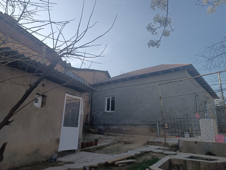 Sroshna ui sotiladi