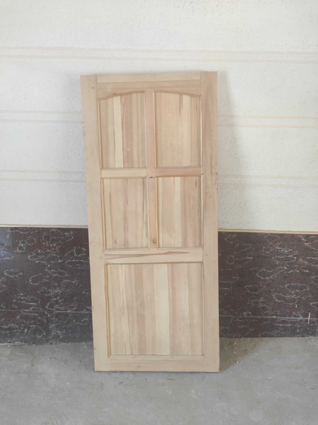 Продается деревянная  дверь без коробки 77х176,5
