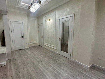 ЖК “Labzak” 3/8/10 68м2
