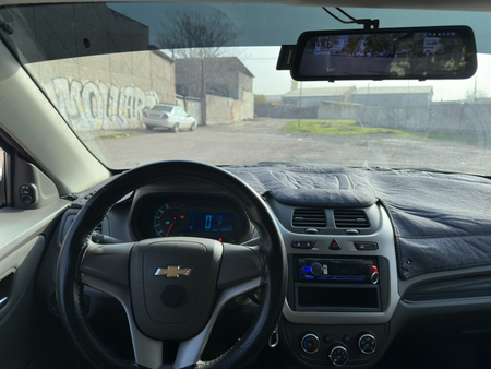 Avtomobil Cobalt
