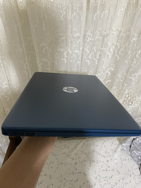 Hp laptop 15s-eq3xxx sotiladi