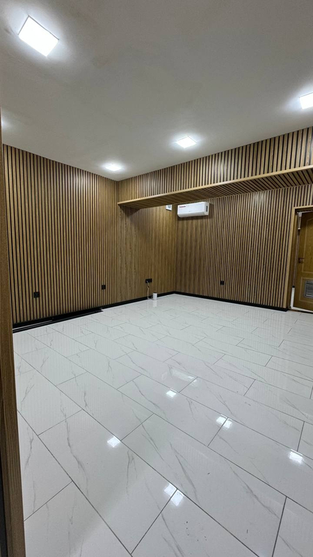 Нежилое помещение. Ц-6 напротив НА НЕБЕ. Площадь: 150 м²+200 м² террас